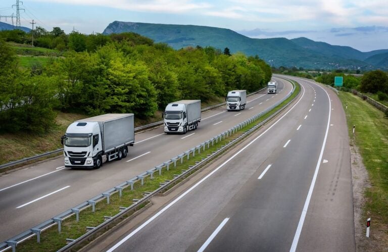 Best Fleet GPS Tracking Systems | 2024 Ranking