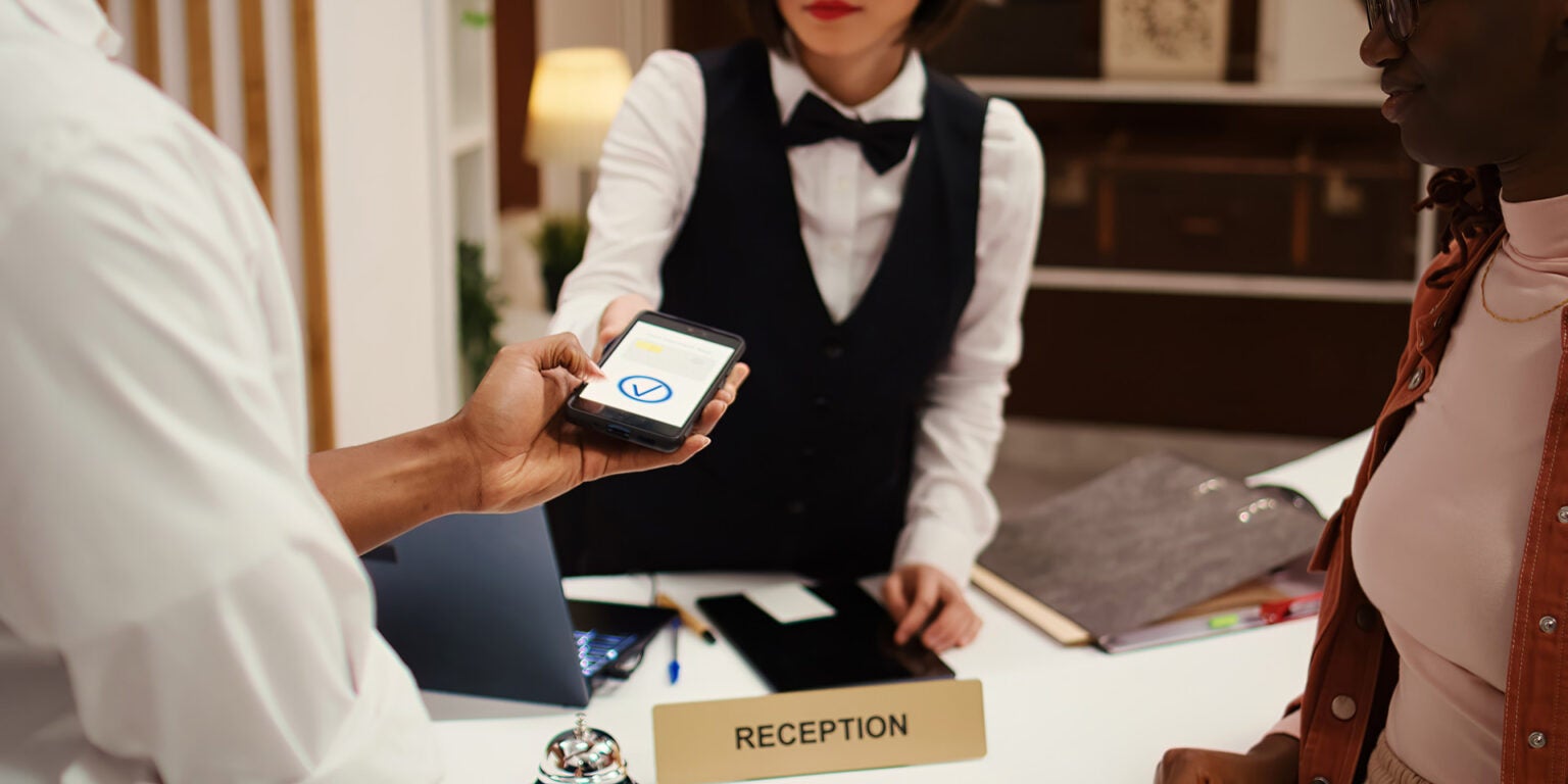 Best Hotel POS Systems in the US: Pricing, Features and Usability