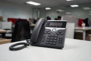 The 7 Best Business VoIP Phone Systems | Pros, Cons, & Prices