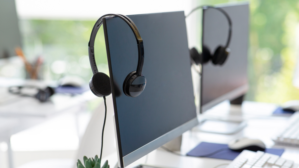 Best Cloud Phone Systems for US Businesses 2025